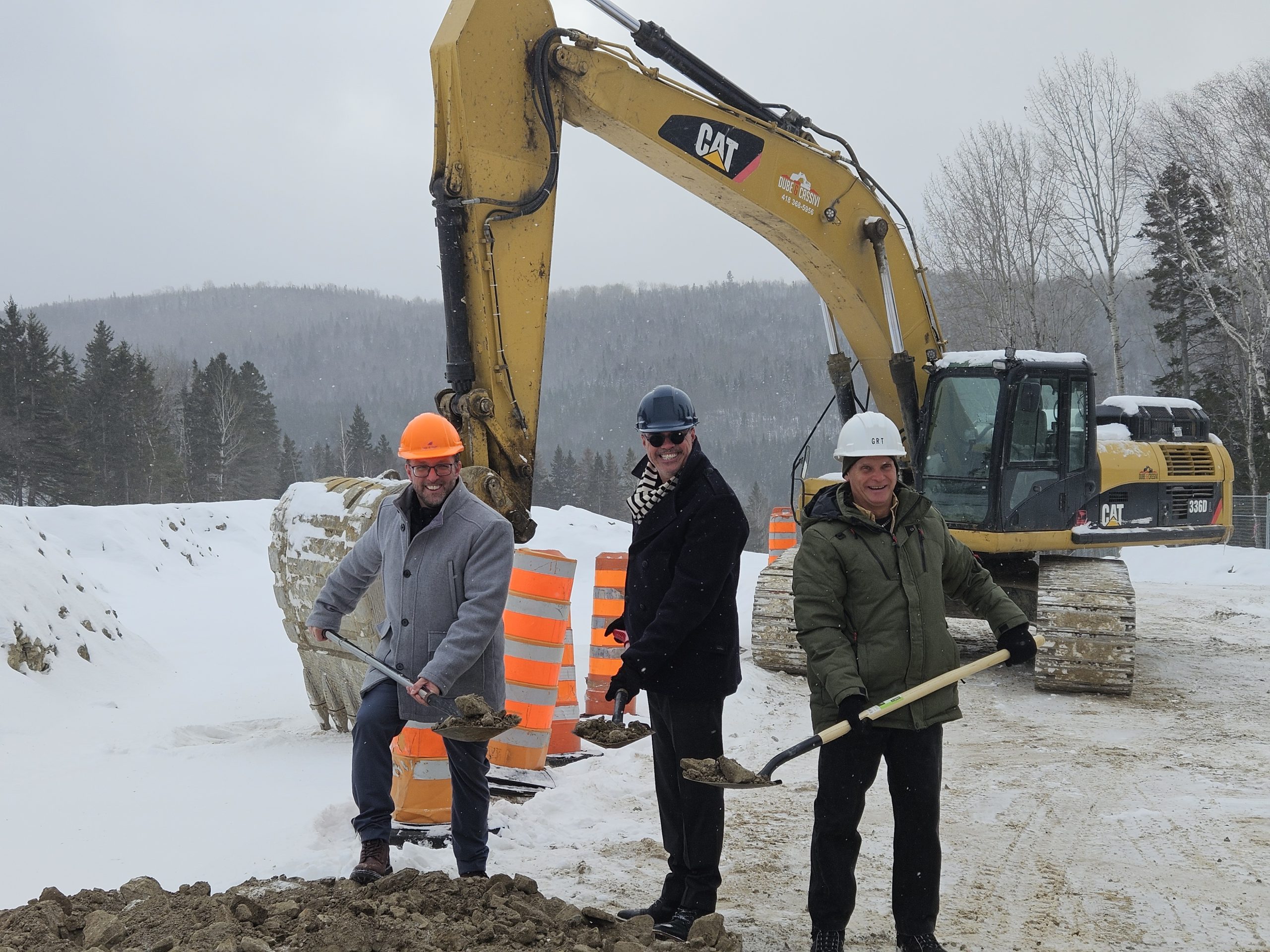 Début officiel des travaux pour 86 logements sociaux - Radio Gaspésie
