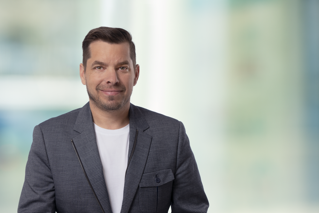 Guy Bernatchez s'engage contre l'érosion des berges - Radio Gaspésie
